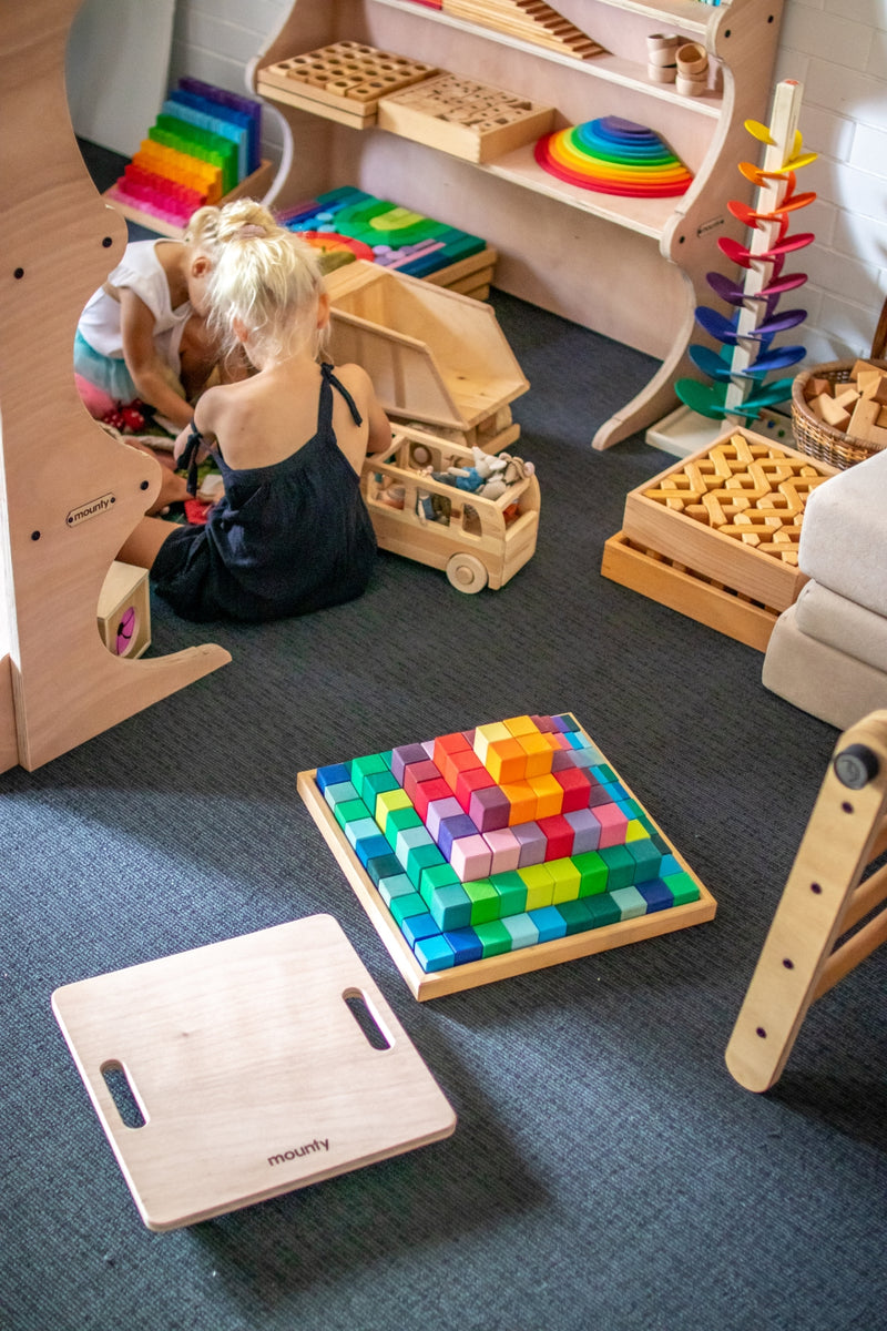 MOUNTY MOSSA Wheeled board